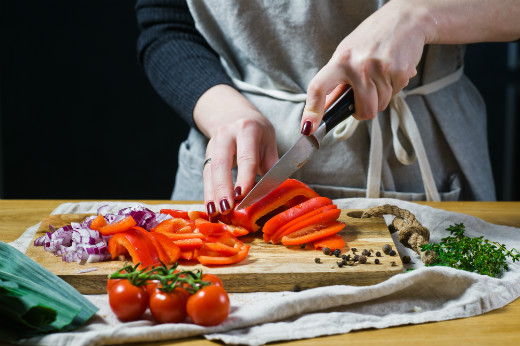 Chopping board use store